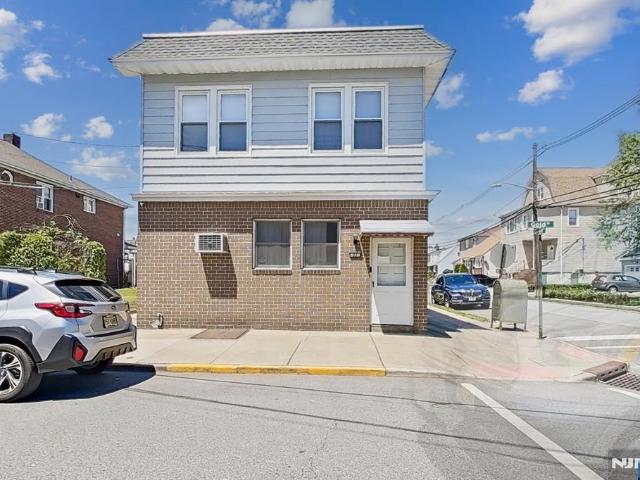 77 Gold Street