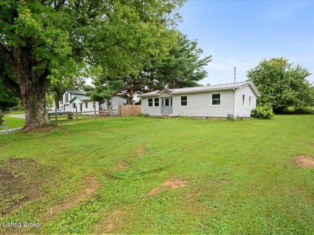 77 Greenbriar Rd