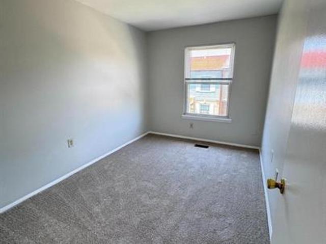 77 Hancock Place NE