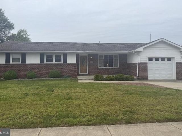 77 Harmony Rd, Gibbstown, NJ 08027