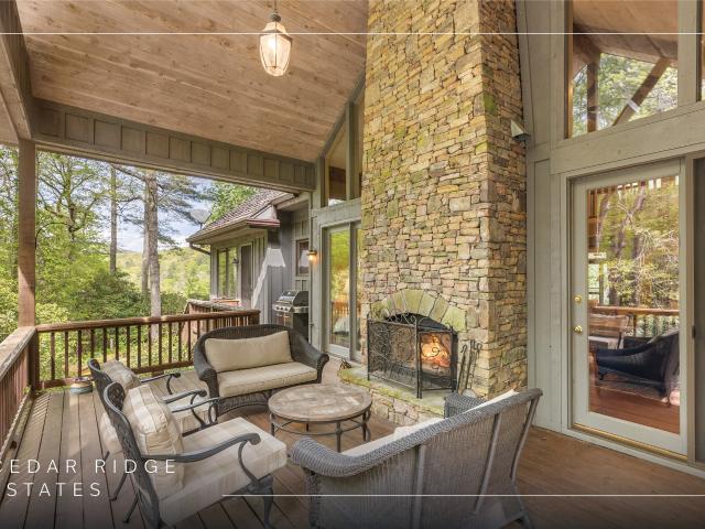 77 Headwater Drive