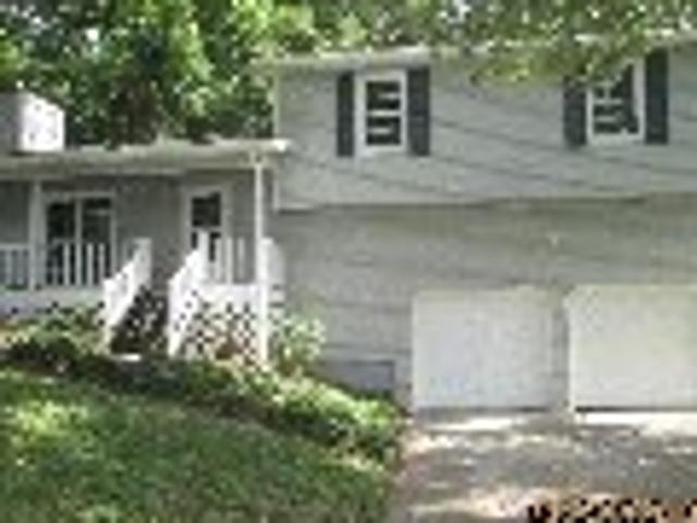 77 Hollyberry Dr, Dallas, GA 30157