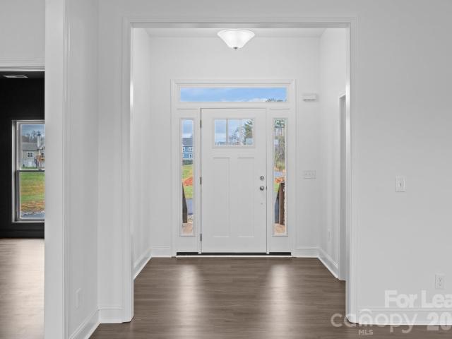 77 Horizon Way