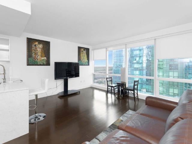 77 Hudson St # 1913