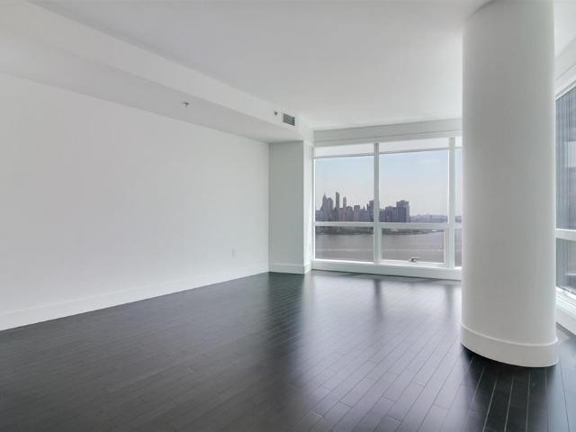 77 Hudson St # 3408