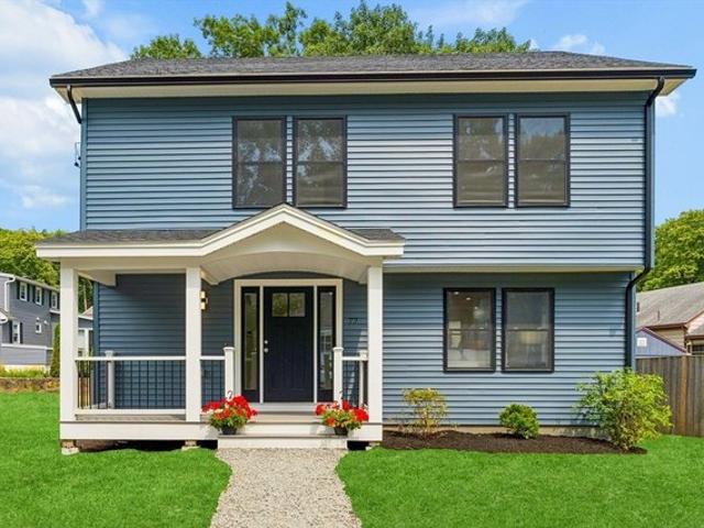 77 Hurd St, Lynn, MA 01905