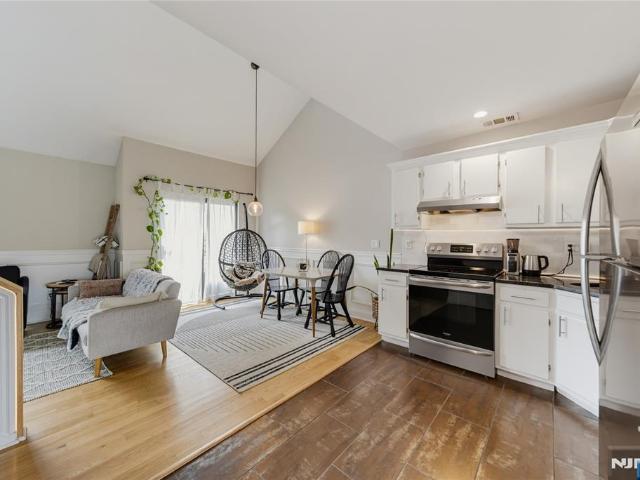 77 Liberty Street # 8