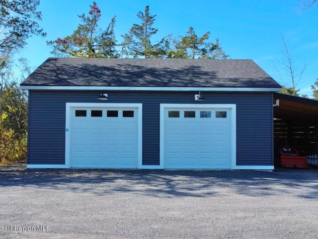 77 Longwood Drive