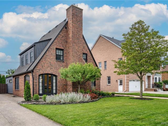 77 Lowell Road