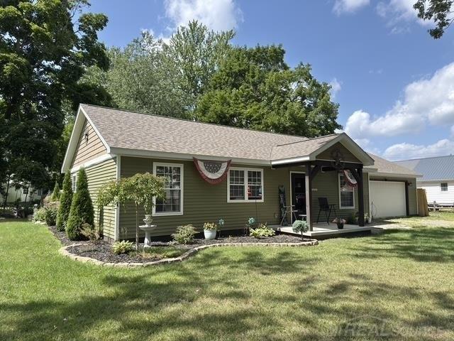 77 Minden St, Sandusky, MI 48471