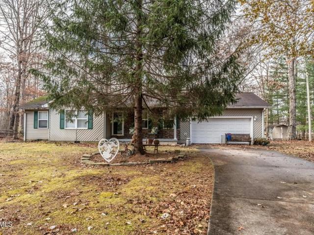 77 Mulberry Cir, Crossville, TN 38555
