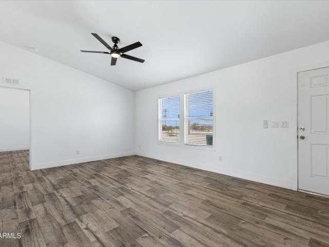 77 N Warren Road