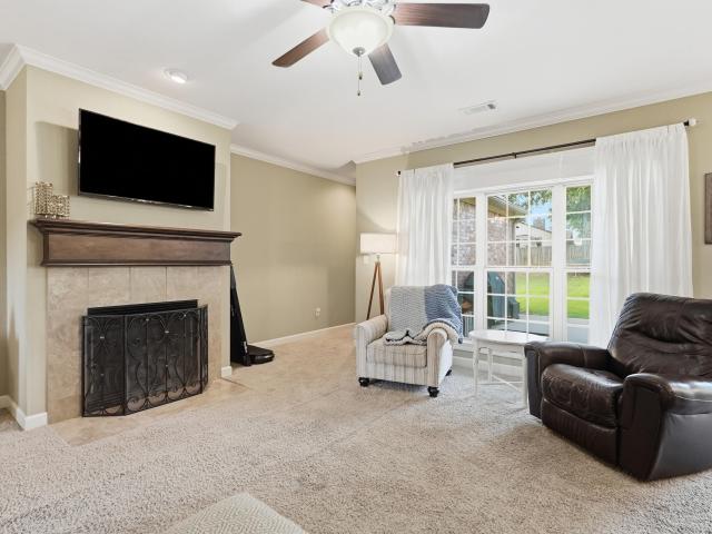 77 Oak Tree Circle