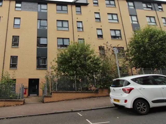 77 Oban Drive, Glasgow, G20 6AP, United Kingdom | 2 bed apartment for rent #168088965 | Rentberry