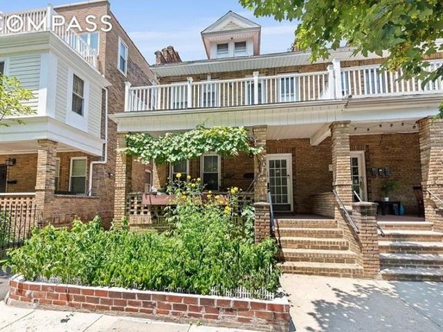 77 Park Ter W, Manhattan, NY 10034