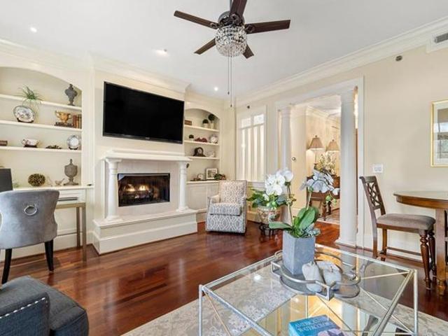 77 Peachtree Pl NE #417, Atlanta, GA 30309