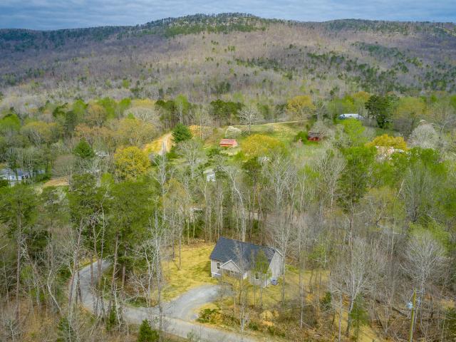 77 Pineway Circle