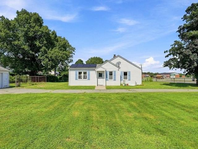 77 Powder Mill Rd, Southwick, MA 01077