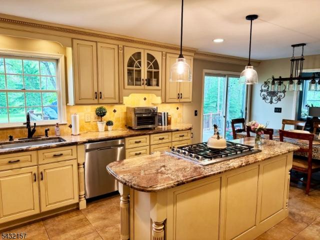 77 Plum Brook Road