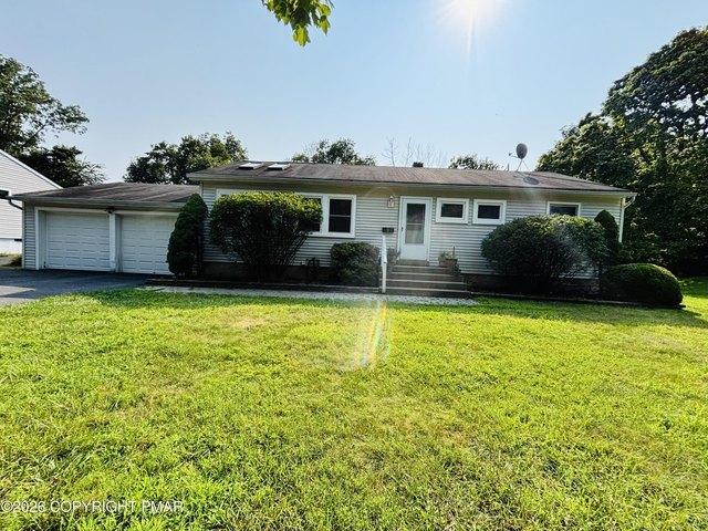 77 Ransberry Ave, East Stroudsburg, PA 18301