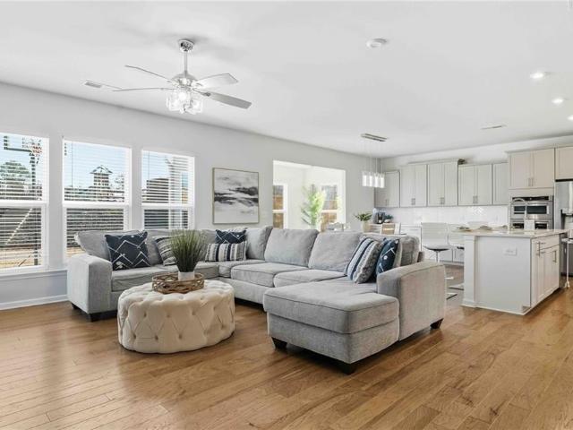 77 Riverclub Road
