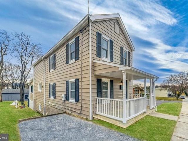 77 S Center St, Westminster, MD 21157