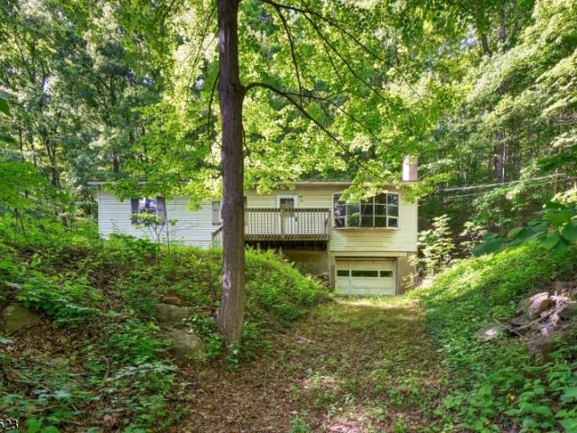 77 Sand Pond Rd