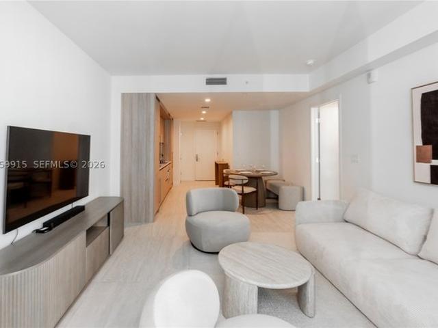 77 SE 5th St Apt 1910, Miami, FL 33131