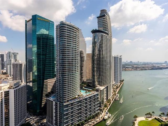 77 SE 5th St Apt 2615, Miami, FL 33131