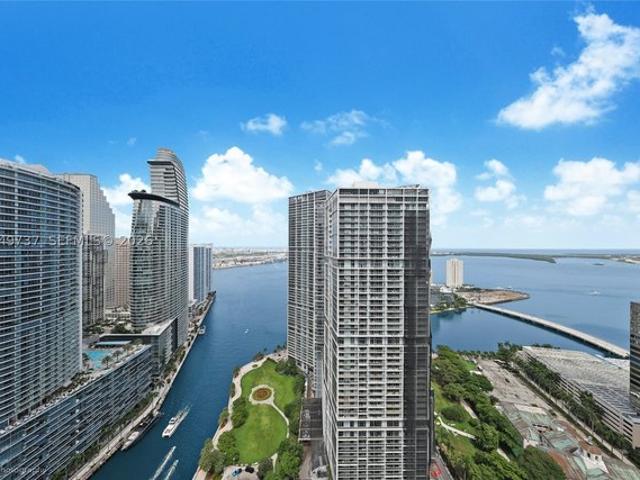 77 SE 5th St Ph UPH01, Miami, FL 33131
