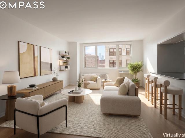77 Seventh Avenue, New York, NY