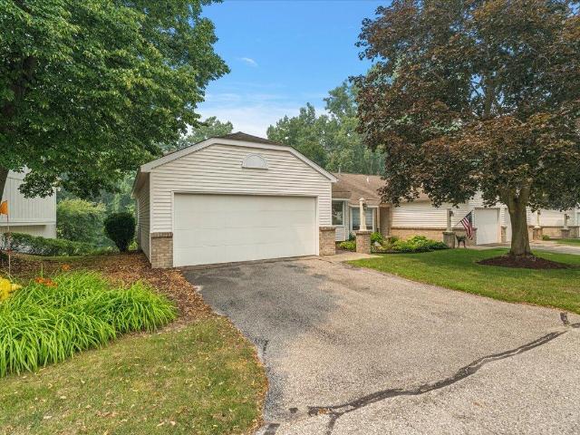 77 Skyline Circle