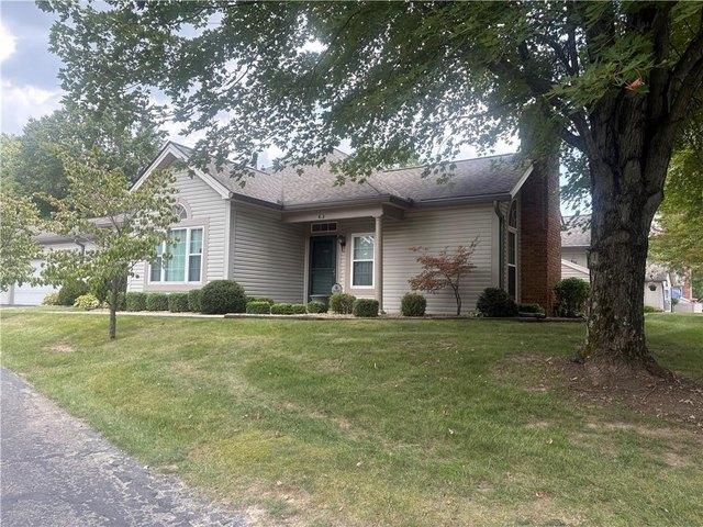 77 Stone Ridge Blvd, Hermitage, PA 16148