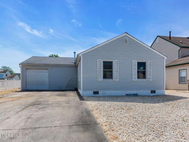 77 Storm Jib Court