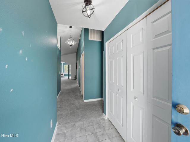 7404 Huckleberry Lane SW