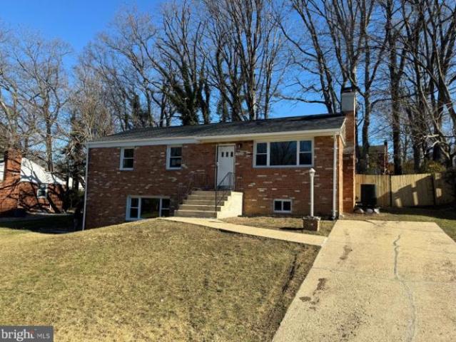 7404 Harrison Ln, Temple Hills, MD 20748