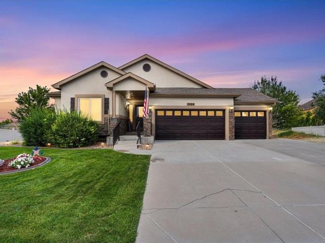 7404 Ladbroke Dr, Windsor, CO 80550