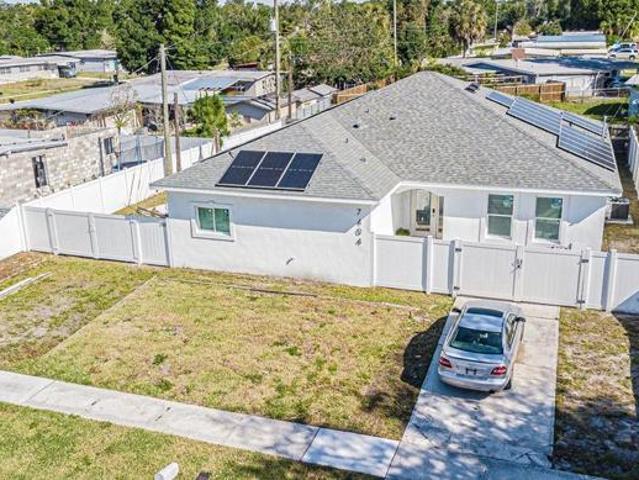 7404 Patrician Pl, Tampa, FL 33619