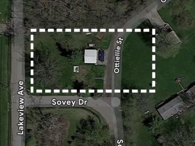 7405 Ottiellie St, Newport, MI 48166