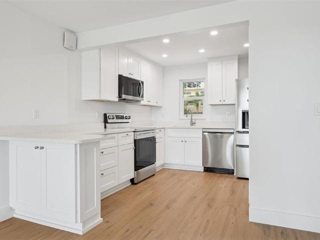 7405 Bay Island Dr S, Unit 123, South Pasadena, FL 33707 | MLS #TB8442