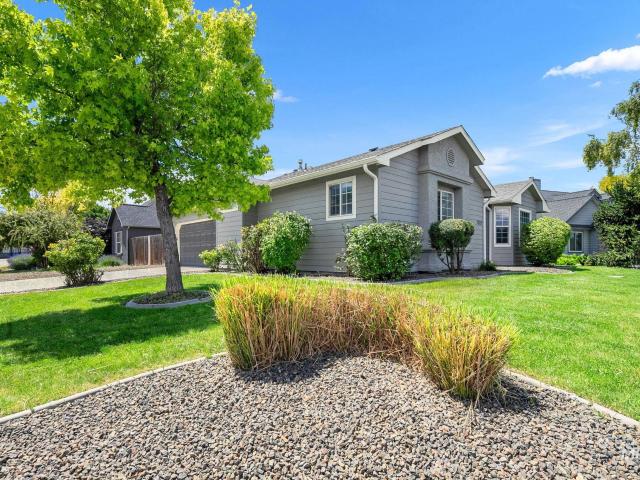 7405 Bay Meadows Dr