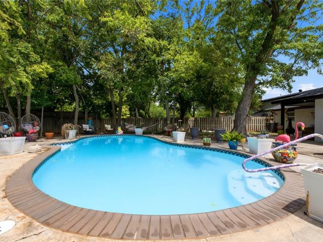 7405 Clayton Drive
