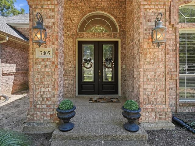 7405 Fox Fire Ct, Granbury, TX 76049 | MLS #21325