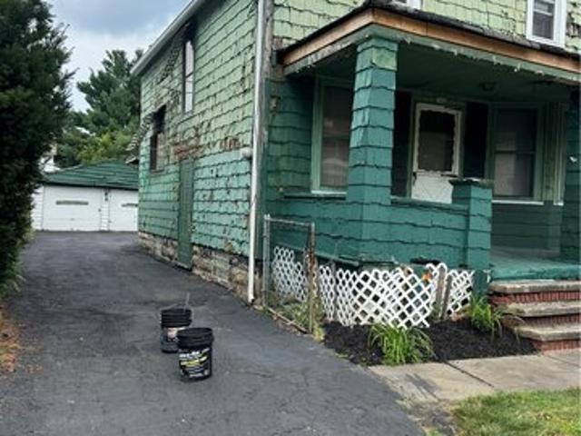 7405 Indiana Ave, Cleveland, OH 44105