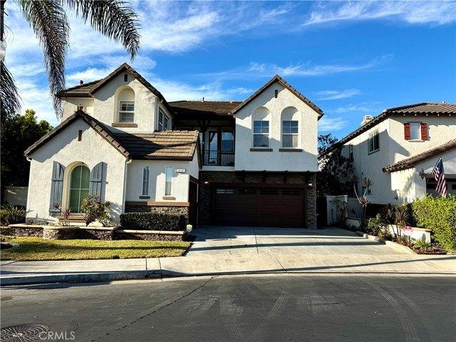 7405 Paloma Dr, Huntington Beach, CA 92648