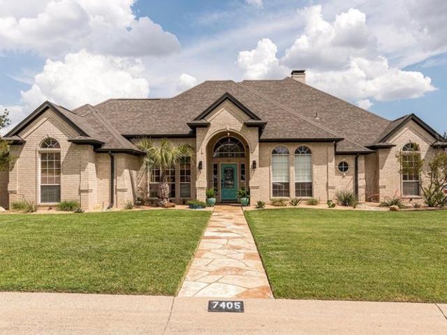 7405 Royal Troon Dr, Fort Worth, TX 76179