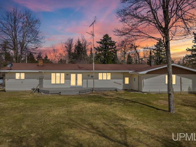 7405 Sunset S. 75 Lane