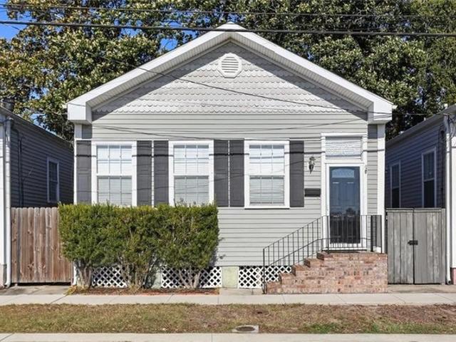 7405 Spruce St, New Orleans, LA 70118