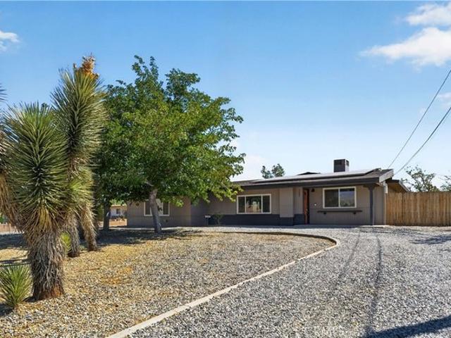 7405 Warren Vista Ave, Yucca Valley, CA 92284
