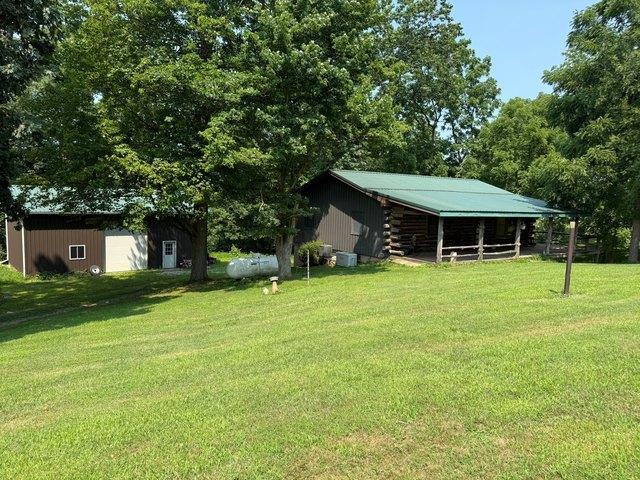 7405 Young Rd, Adamsville, OH 43802